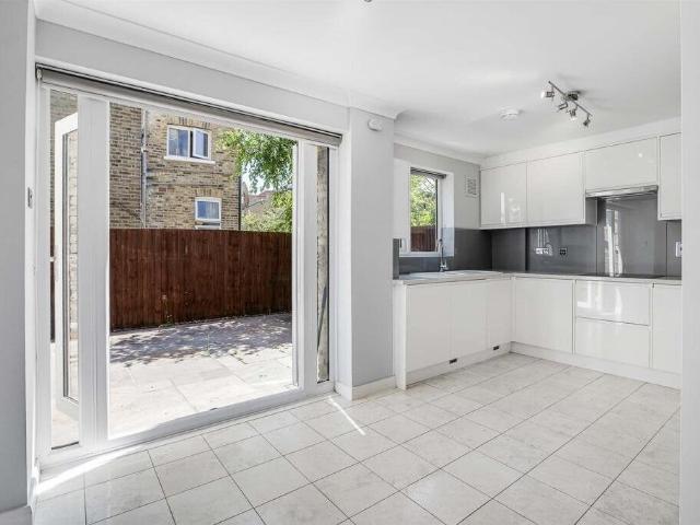 House at Lancaster Court, Greater London