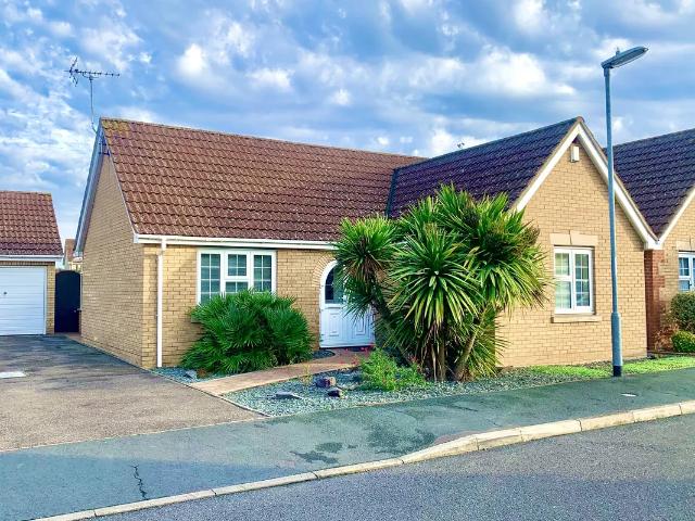 House at Landau Way, Fenland District