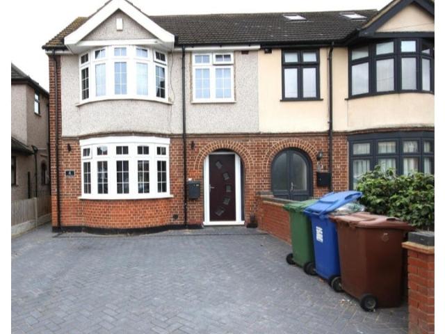 House at Lander Road, Grays
