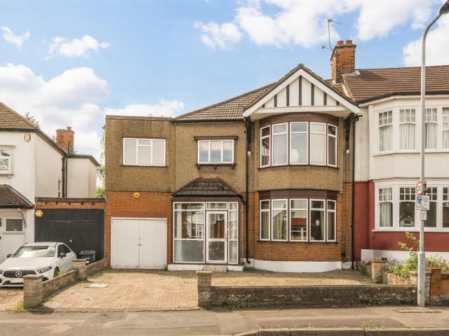 House at Langley Crescent, Greater London