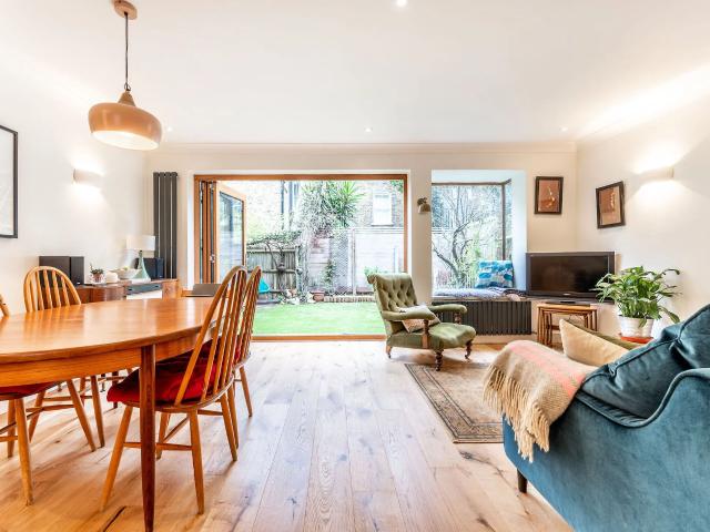 House at Langley Lane, Greater London