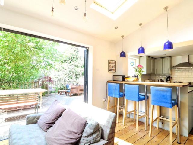 House at Lansdowne Lane, Greater London