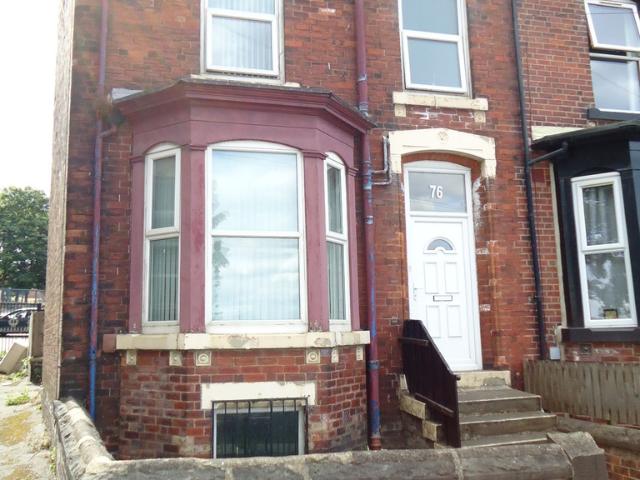 house at Lady Pit Lane, Leeds, LS11 6DP