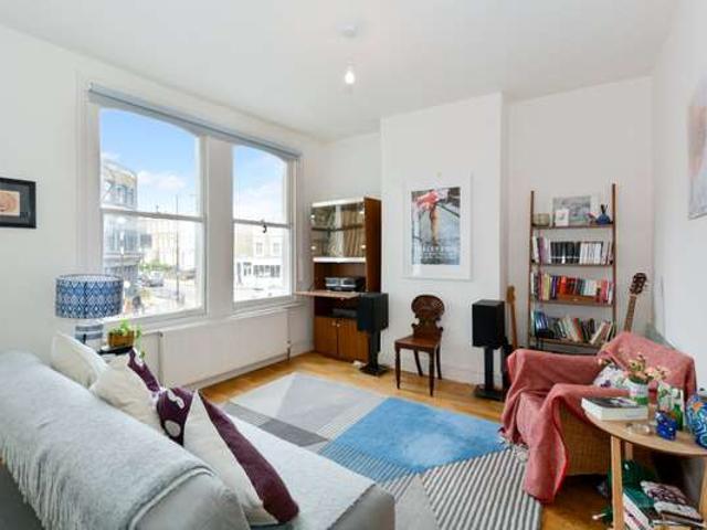 House at Lauriston Road, Greater London