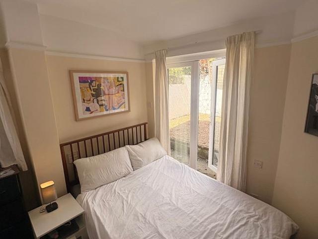 House at Lavender Sweep, Greater London