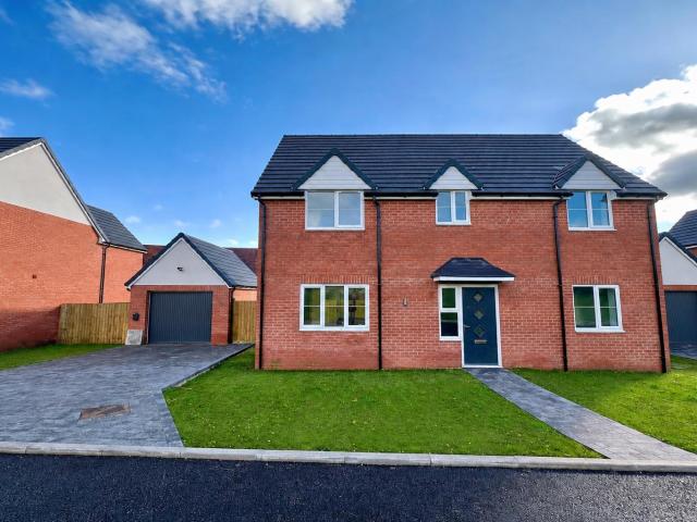 House at Lawn Road, Tewkesbury