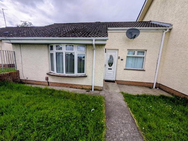 house at L'Derry BT47 3UW, United Kingdom