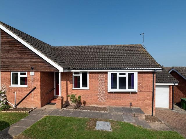 House at Lenham Way, Basildon