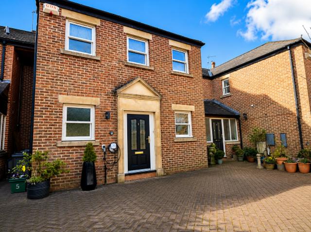 House at Leazes Court, Durham