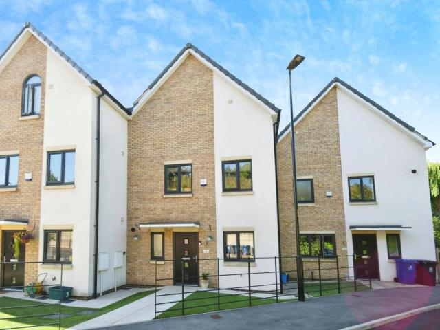 House at Leach Lane, Doncaster