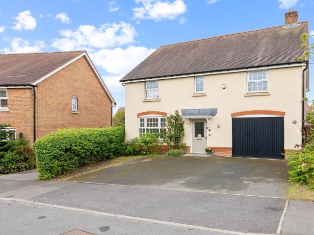 House at Leachman Way, East Hampshire