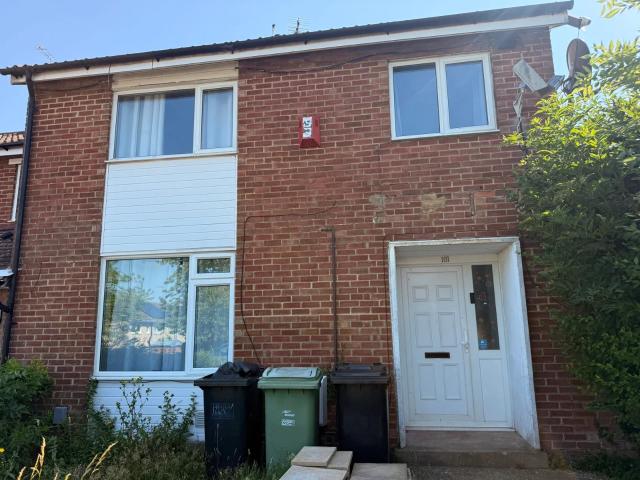 House at Leaf Road, Houghton Regis