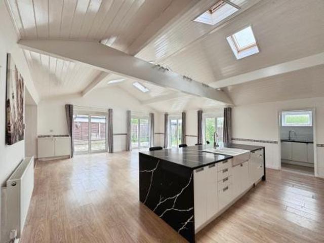 House at Leahurst Road, Rushcliffe
