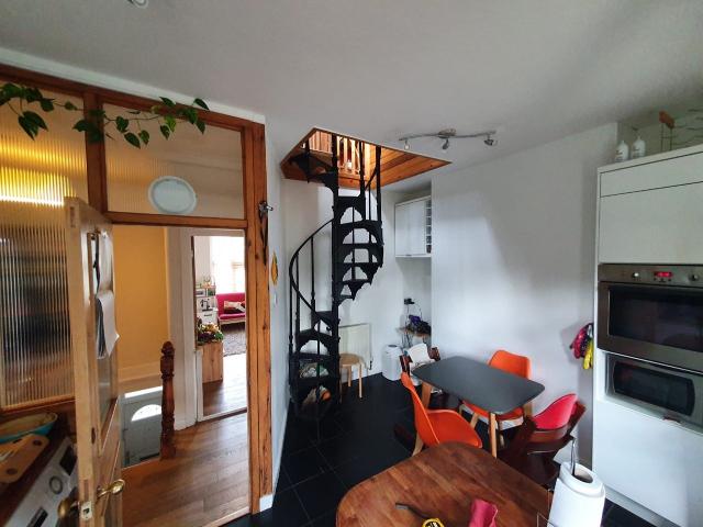 House at Leslie Road, Greater London