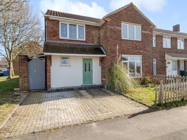 house at Lily Hill Road, Bracknell