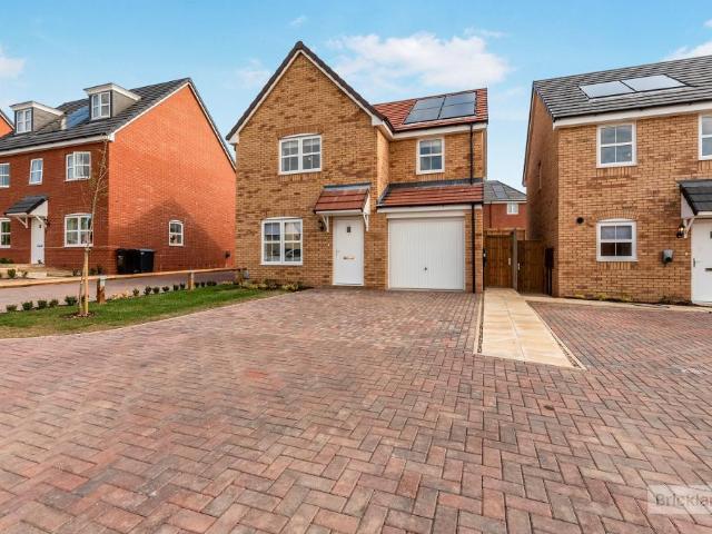 House at Lilac Way, Moulton