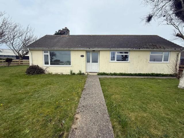 House at Lôn Ceirchiog, Bryngwran
