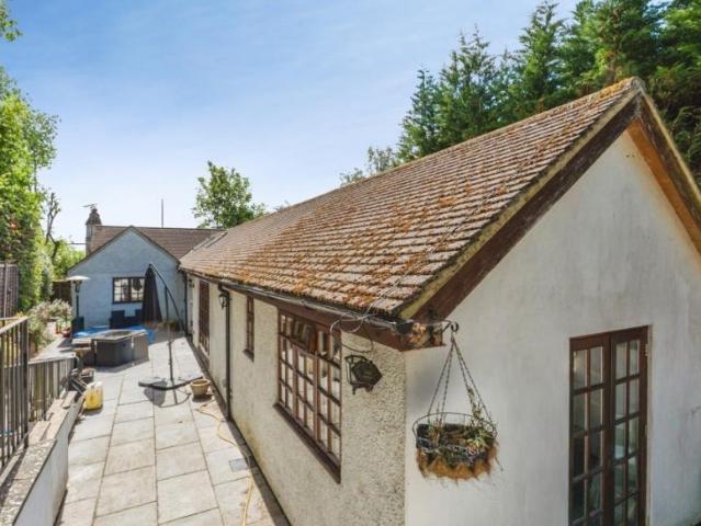 House at London Road, Surrey Heath