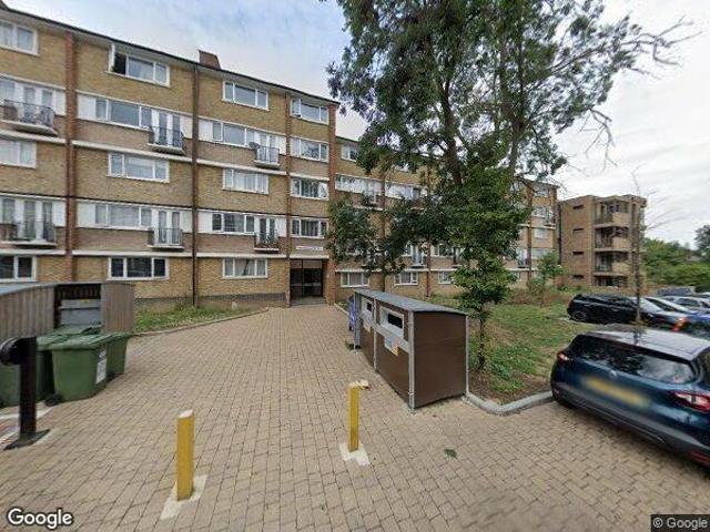 Apartment at Longfield Crescent, Greater London