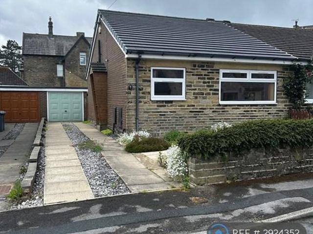 House at Lodge Gate Close, Bradford