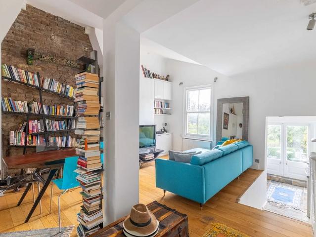 House at Lots Road, Greater London