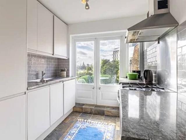 House at Lots Road, Greater London