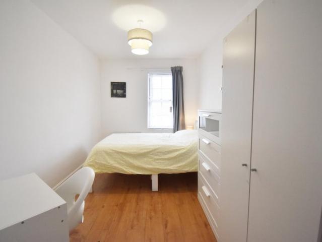House at Lower Addiscombe Road, Greater London