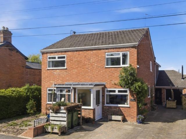 house at Lower Quest Hills Road, Malvern, Worcestershire, WR14 1RP