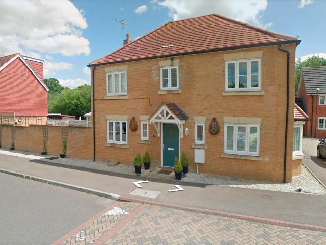 House at Lucas Close, Crawley