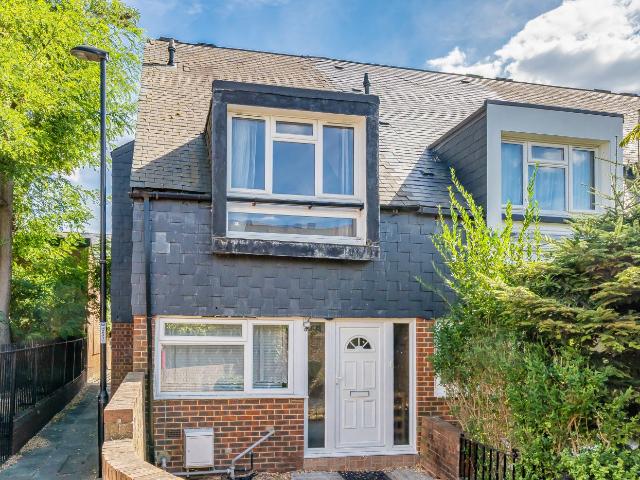 House at Ludwick Mews, Greater London