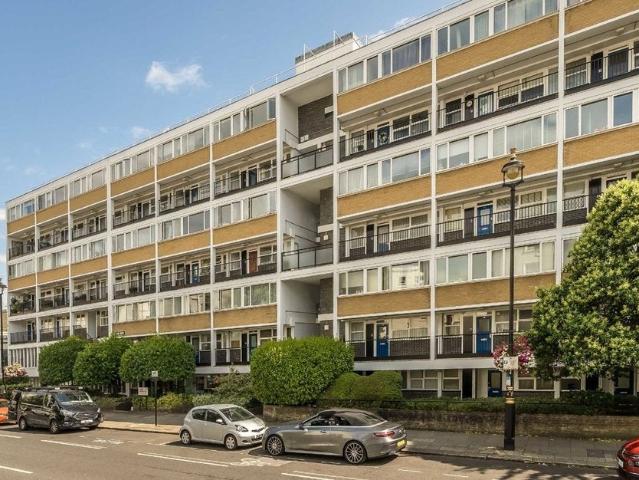 House at Lupus Street, City of Westminster