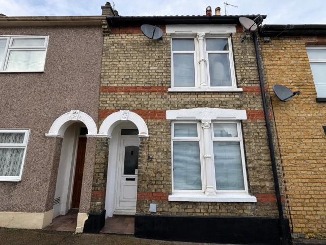 House at Luton Road, Chatham
