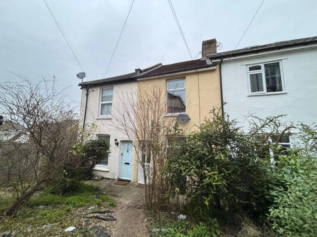 House at Luton Road, Chatham