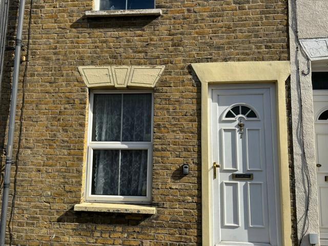 House at Luton Road, Chatham