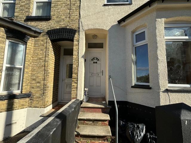 House at Luton Road, Chatham