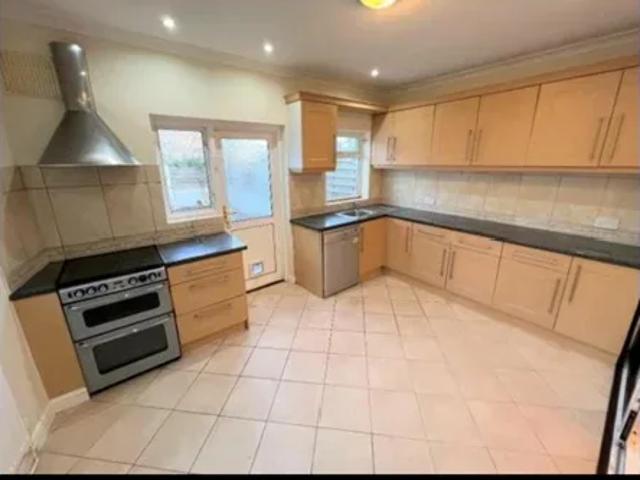 House at Lytton Close, Greater London