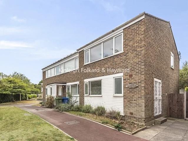 House at Lytcott Grove, Greater London