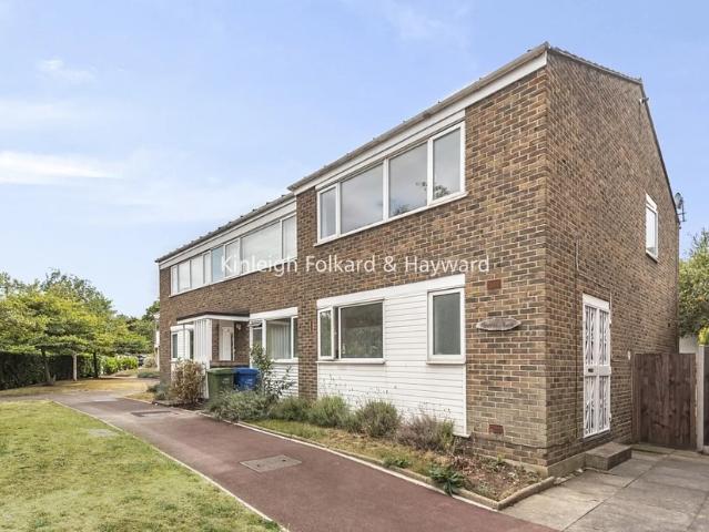 House at Lytcott Grove, Greater London