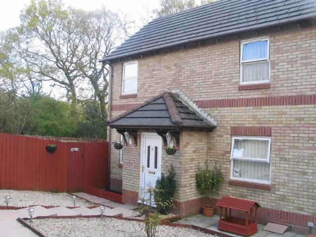 House at Manor Chase, Beddau