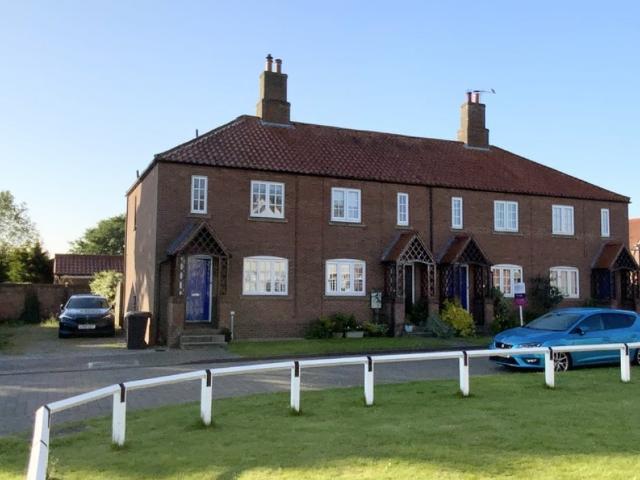 House at Manor Chase, Long Marston
