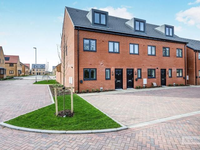 House at Manor Drive, Peterborough