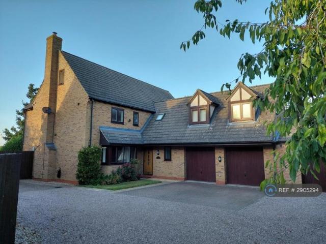 House at Manor Farm Close, Broughton