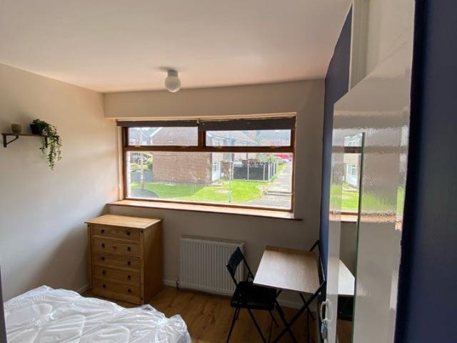 House at Manor Farm Drive, Leeds