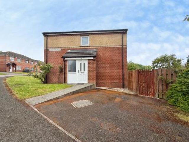House at Manor Oaks Drive, Sheffield