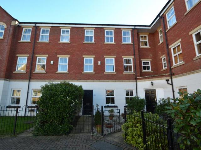House at Mansion Gate Square, Leeds