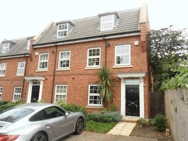 House at Madison Close, Greater London