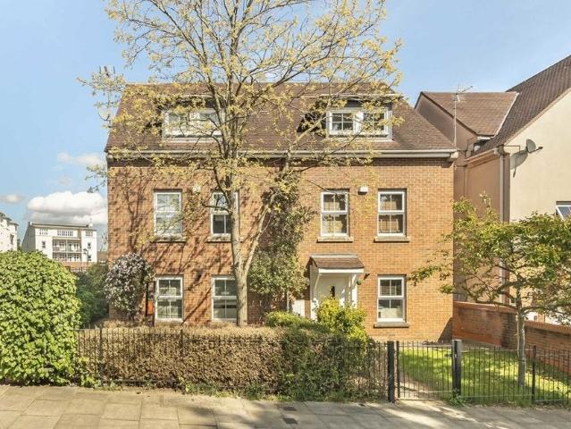 House at Magdalene Gardens, Greater London