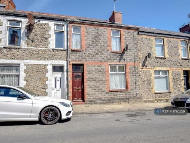 House at Main Street, Barry