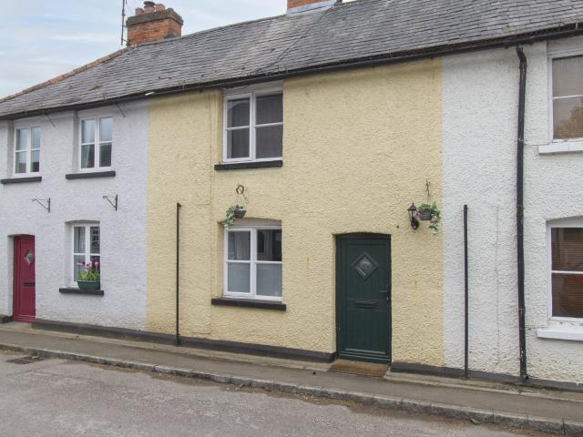 house at Malthouse Cottages The Street, North Warnborough