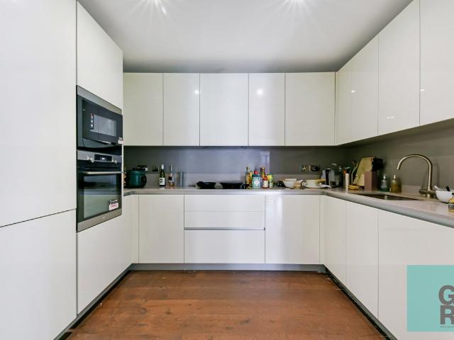 House at Malthouse Road, London